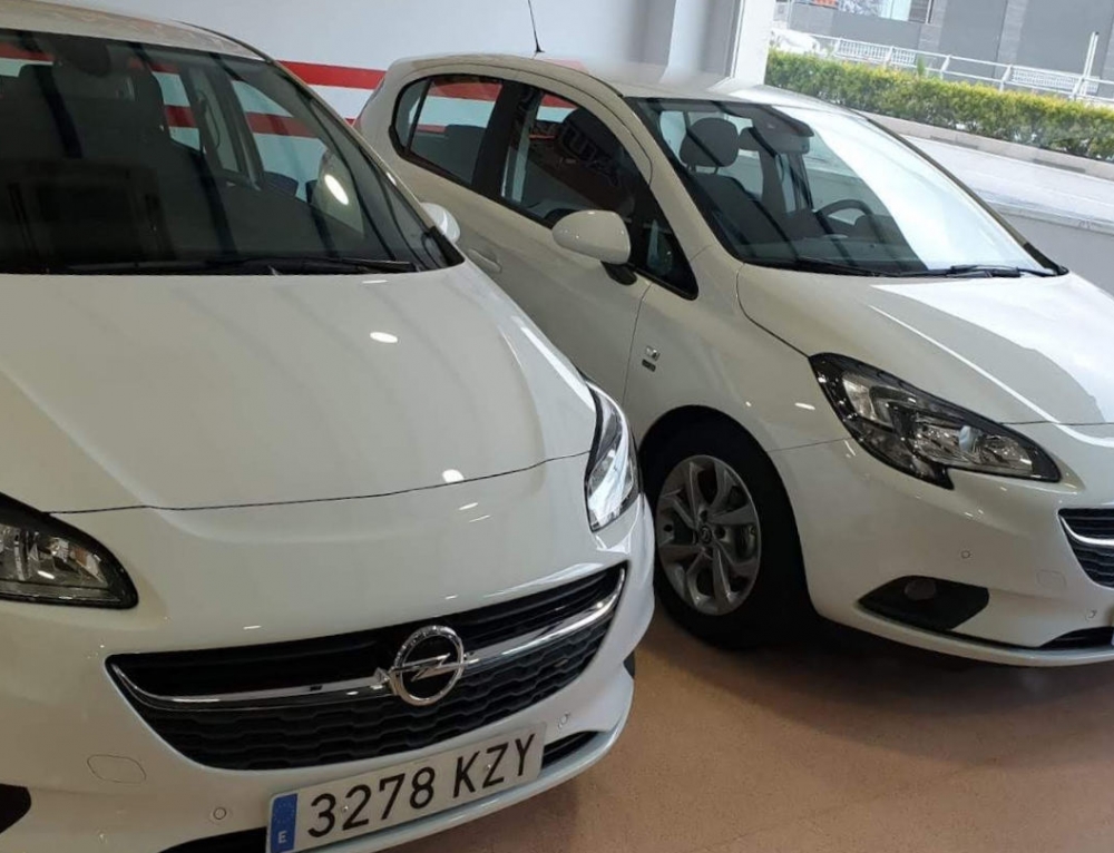 Encuentra los mejores extras en un coche de alquiler con Viva Cars ...